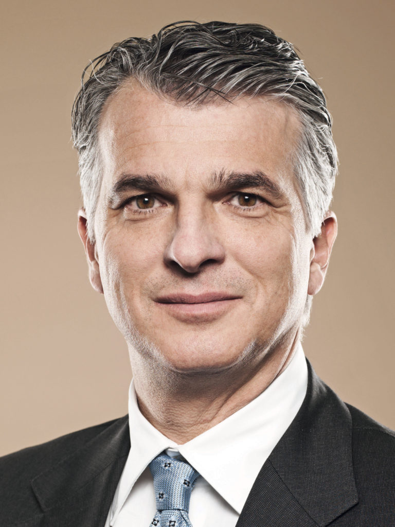 Swiss Re nominerà il CEO di UBS Sergio Ermotti nuovo presidente – L ...